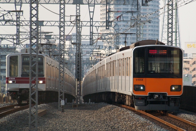 東武50000系 51058F ～Kaji's Cafe～